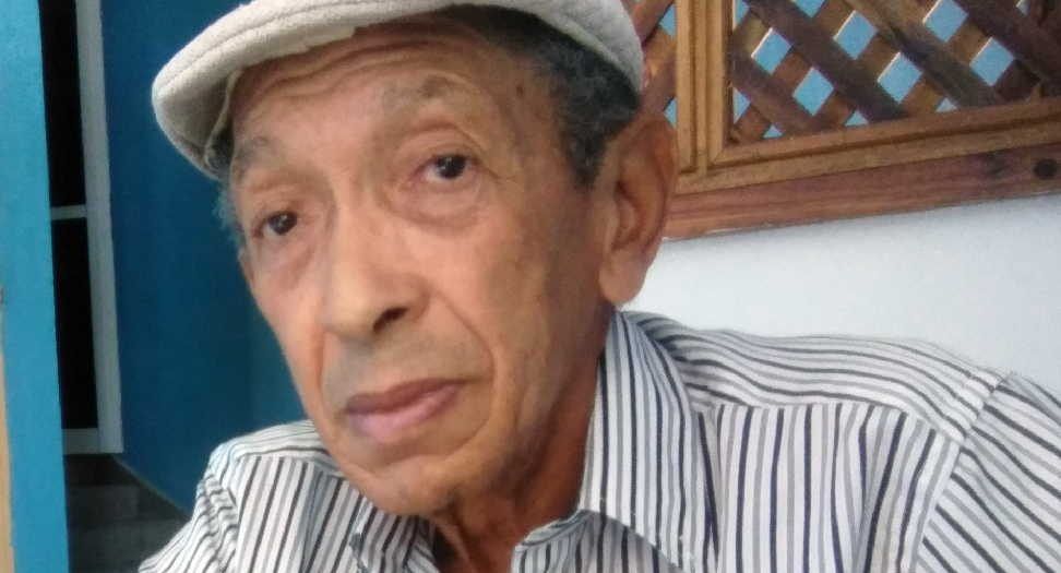 Sixto Edelmiro Bonachea recibe Medalla Jesús Menéndez | Radio Sancti ...